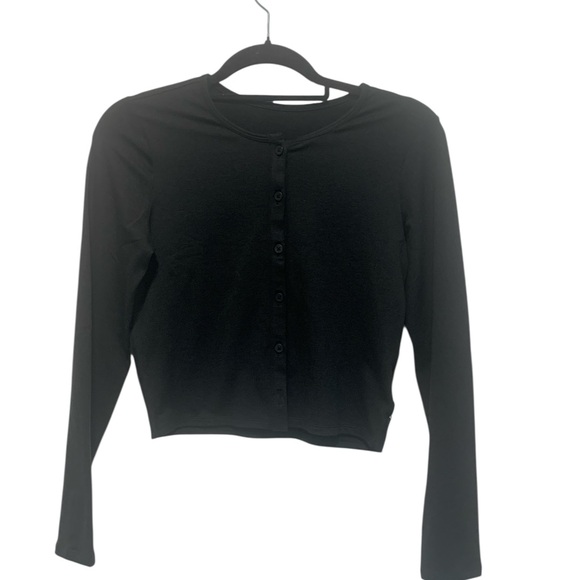 Vuori | Sweaters | Nwot Vuori Long Sleeve Cardigan Black Size Xs | Poshmark